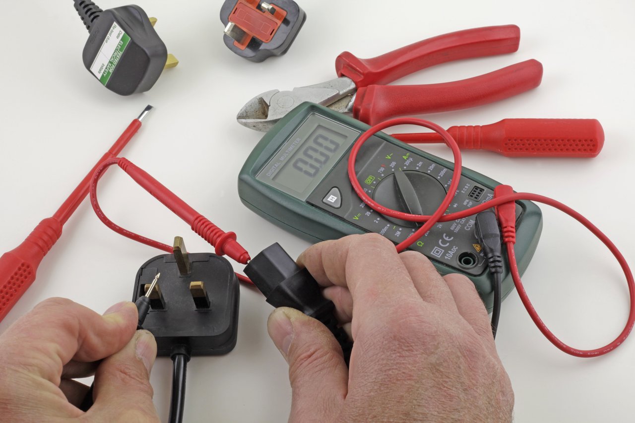 Your Ultimate Guide to Portable Appliance Testing (PAT testing)